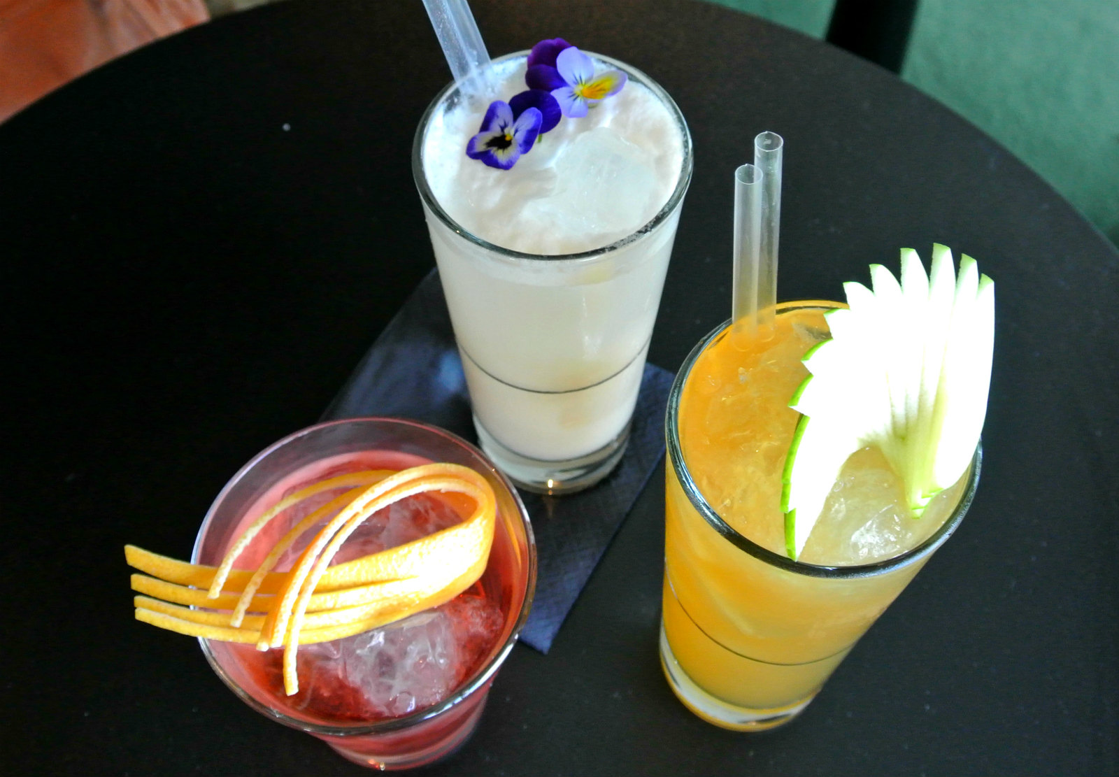 London's hidden treasures: Paramount Bar - Real Word