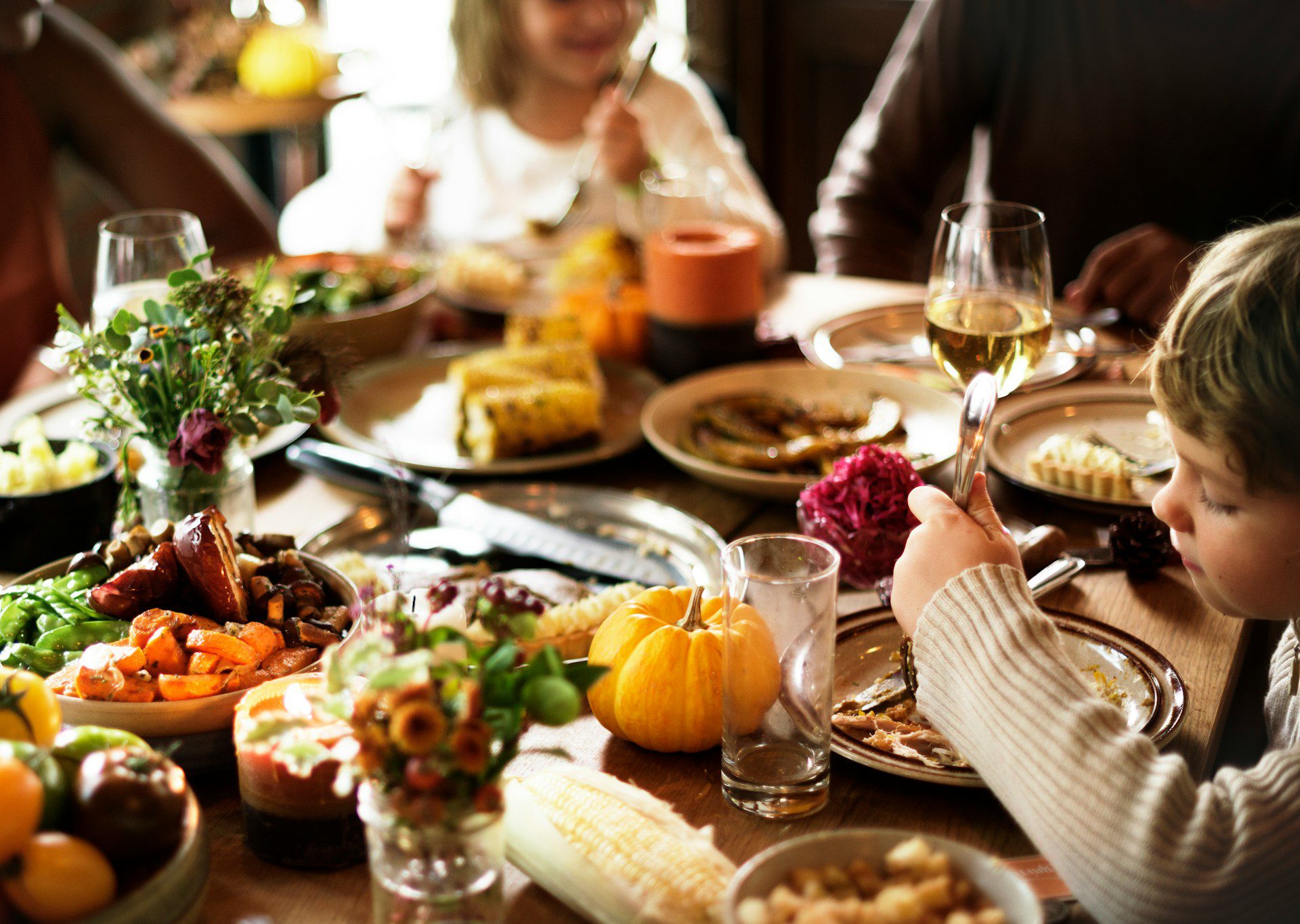 Top Thanksgiving Traditions in the US | THE REAL WORD